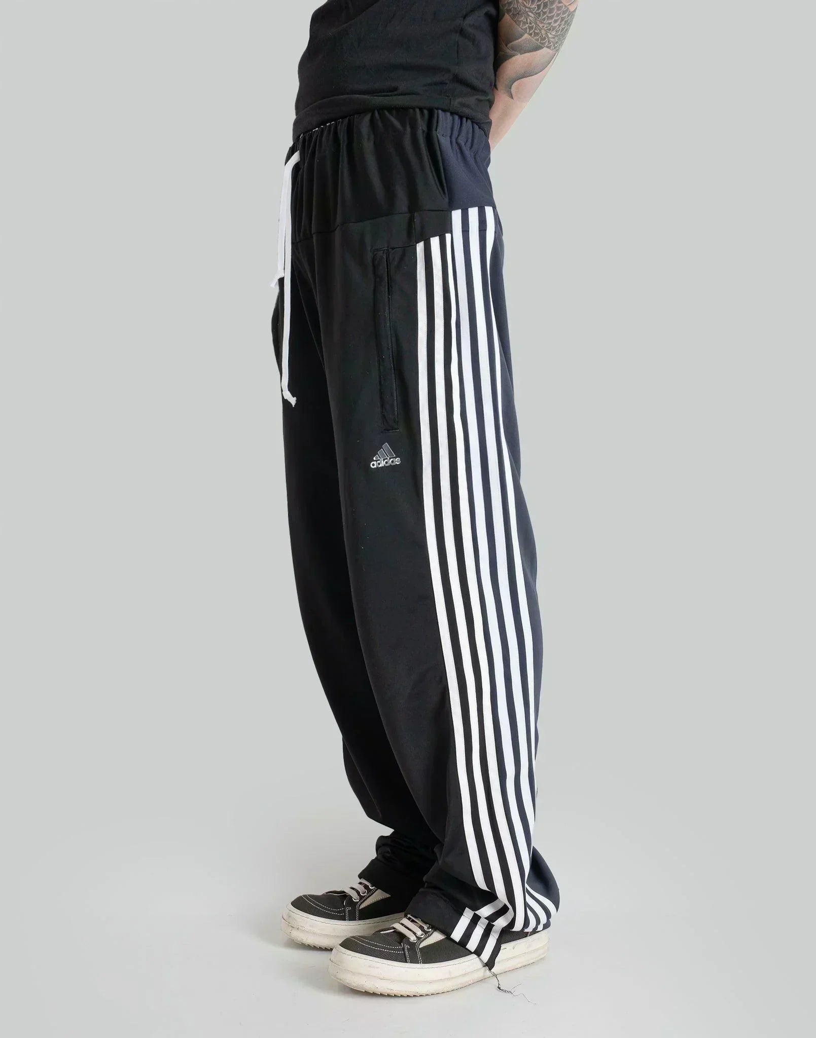 DISCOVERED Docking Wide Track Pants – 082plus