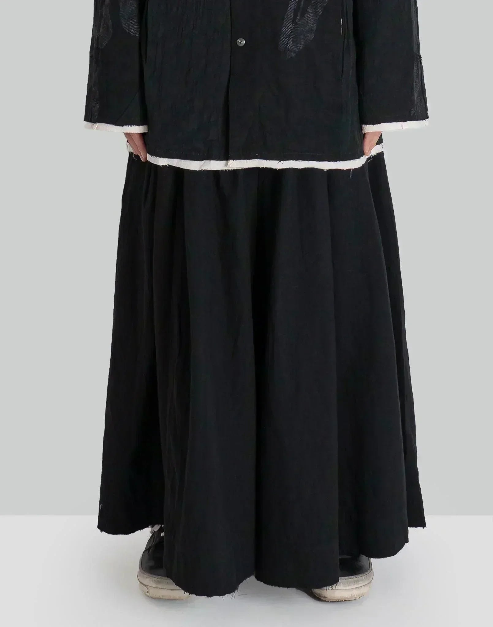 professor.E E Hakama – 082plus